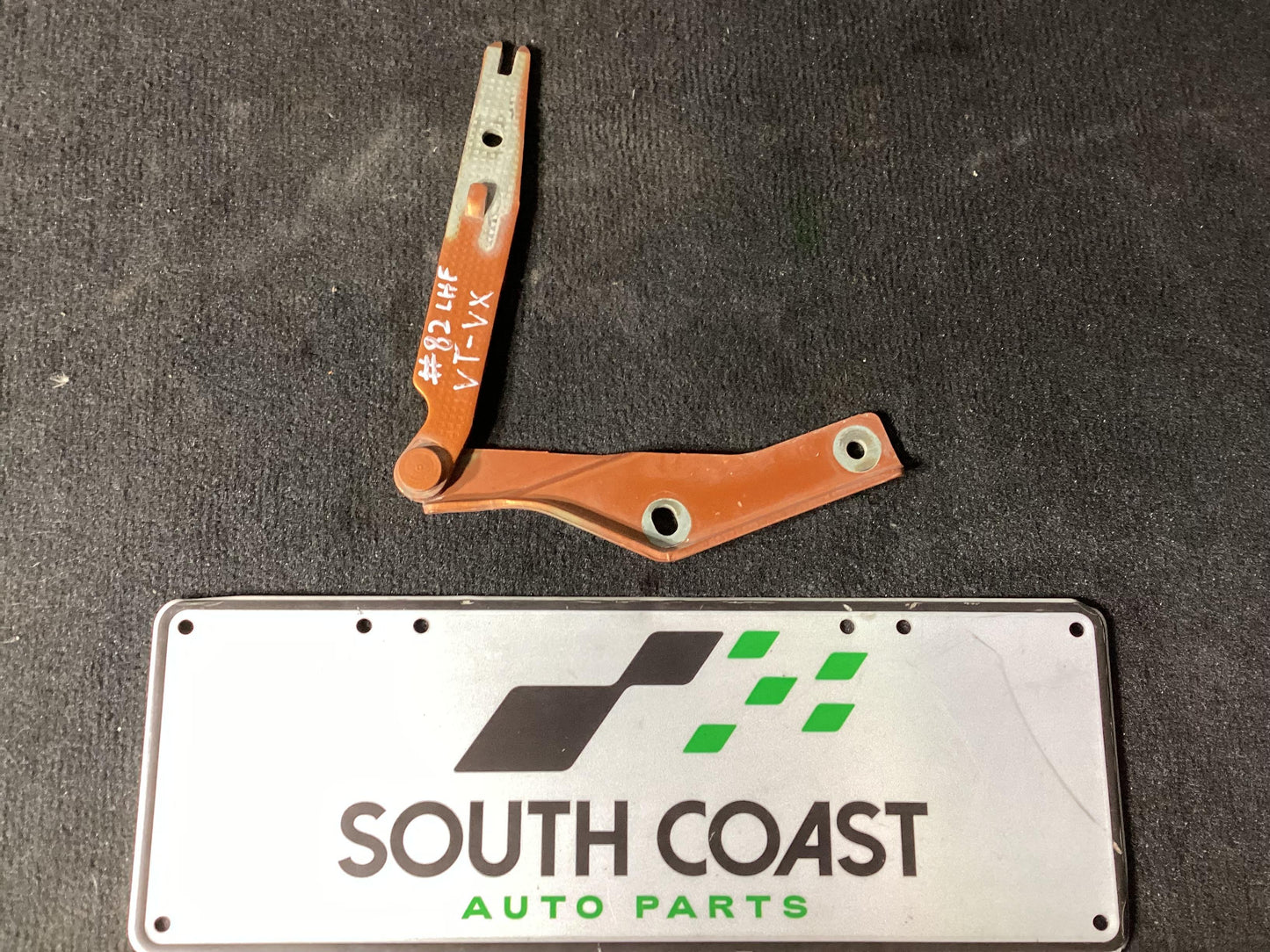 2001 Holden Commodore VU Left Bonnet Hinge – SC Auto Parts