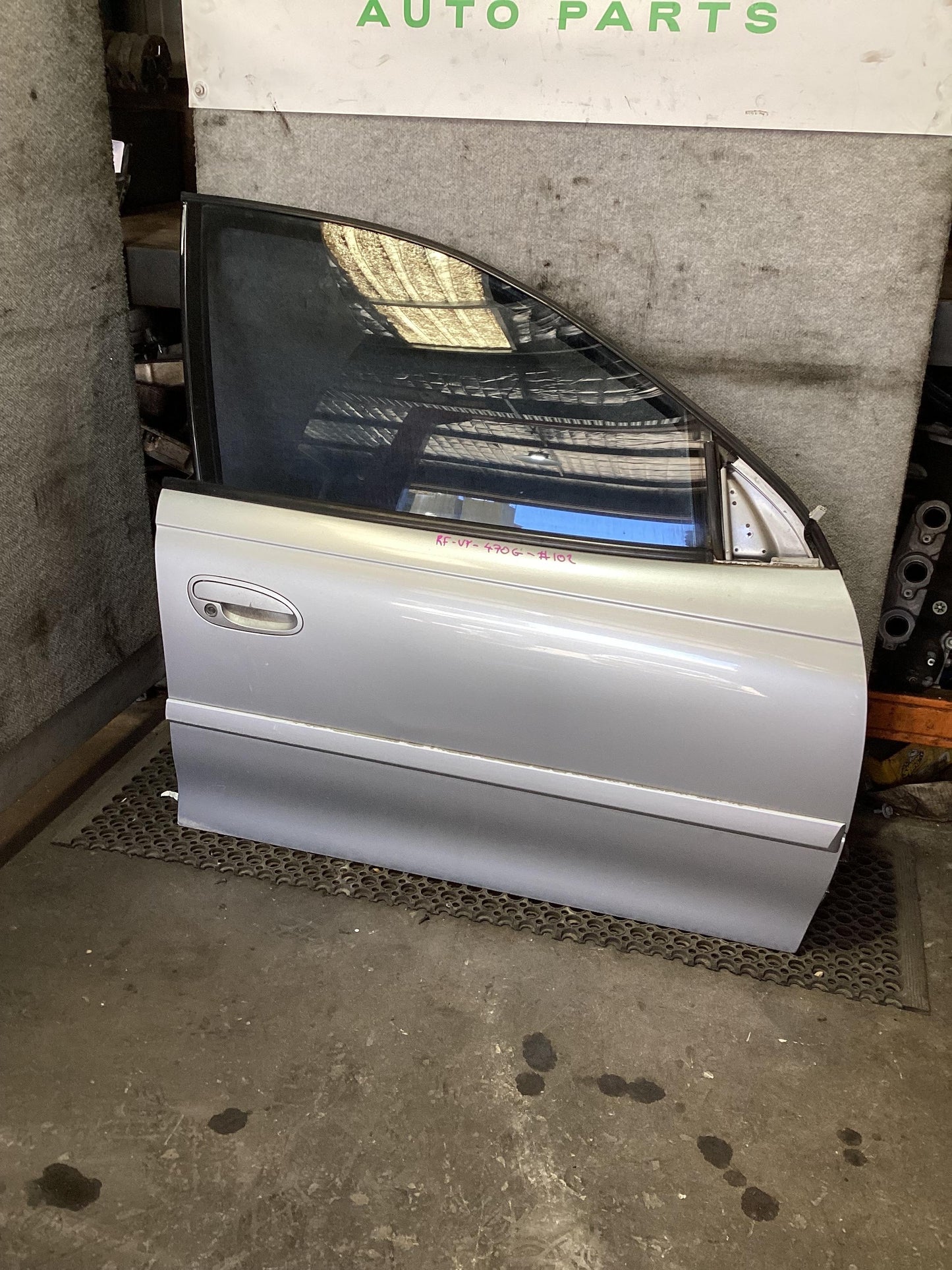 Holden Commodore VY Right Front Door – SC Auto Parts